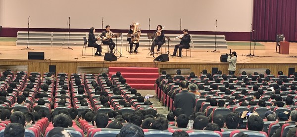 ROTC 64기 후보생 동계훈련 격려 음악회-3천여명 참석